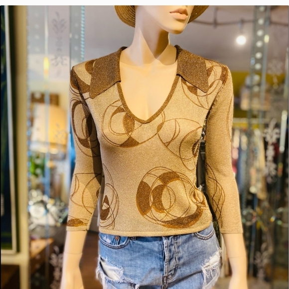 Zara | Tops | Zara Retro Top | Poshmark